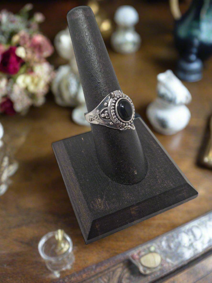 Poison Ring Black Obsidian (Adjustable) – Pickeyweedz